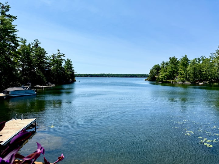 English Rose Cottage - Ontario