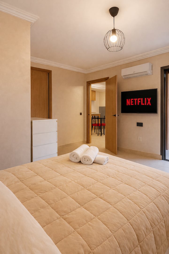 Appartement Chic à Guéliz – Vue Piscine - Marrakech