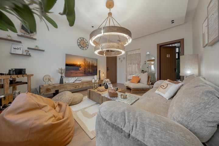 1br, Cozy Suite ,65" Smart,self Entry•north Riyadh - Riyadh King Khalid Airport (RUH)