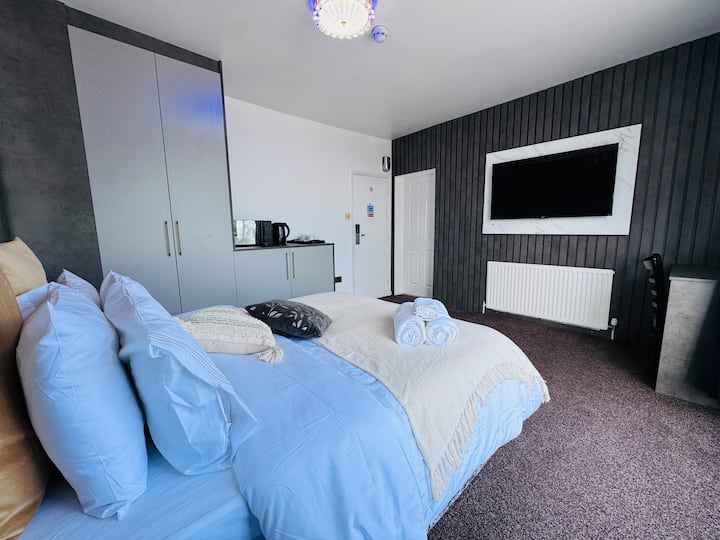 King Room Sea View - Room 109 - Clacton-on-Sea