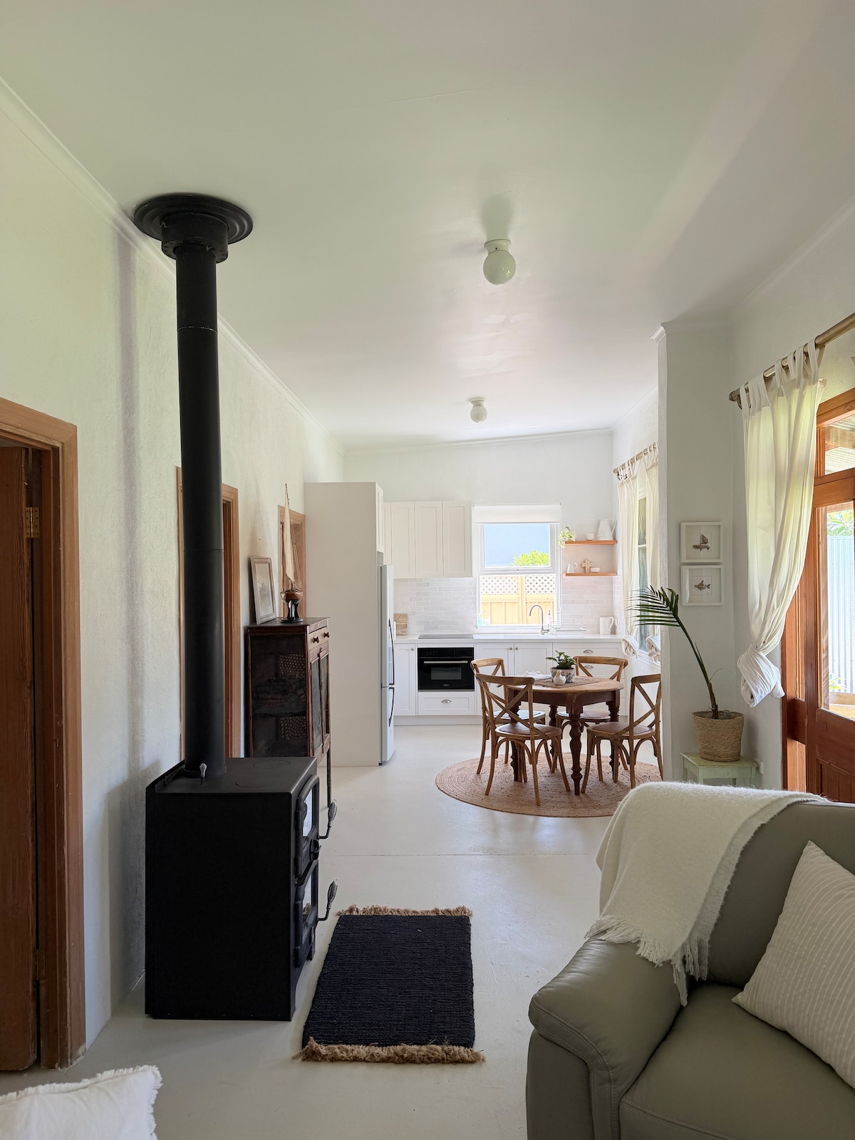 Hays Street Cottage - Houses for Rent in Goolwa, South Australia ...