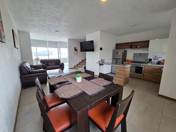 New Modern House In Condo - Aeropuerto de Guadalajara Miguel Hidalgo y Costilla (GDL)