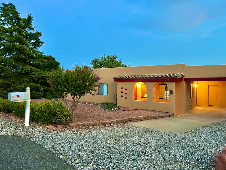 Desert Gem In Cottonwood | Peaceful Views + Patio - Cottonwood, AZ