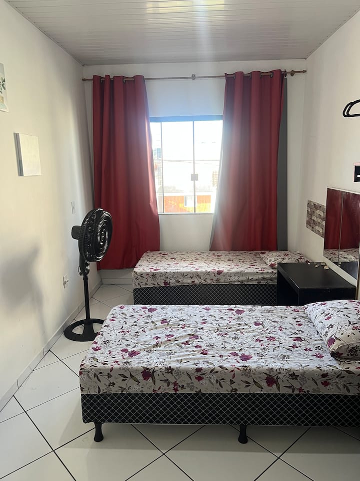 Quarto Simples E Tranquilo - Palhoça