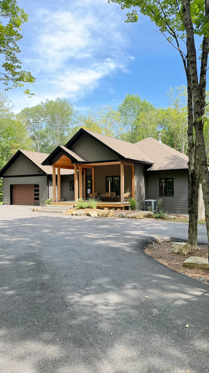 Muskoka Luxury Cottage Retreat- Beach| Golf | Hike - Huntsville
