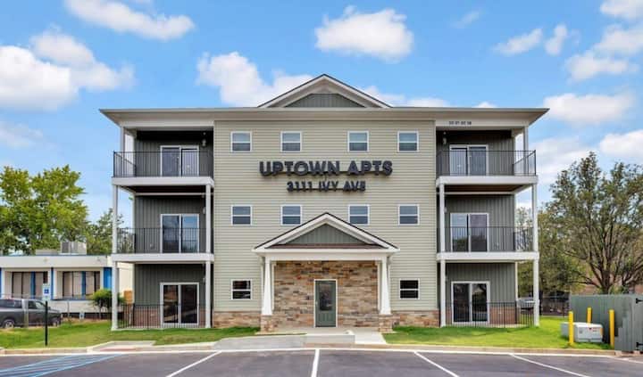 1a New Elegant Apt Near Hsv Mall - Huntsville, AL