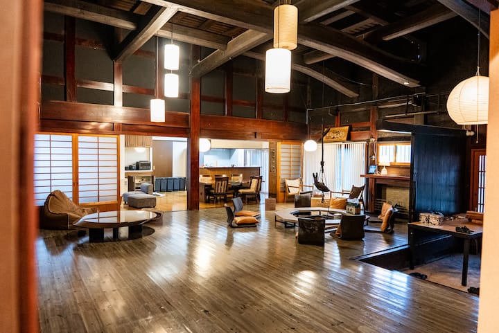 【一棟貸切】最大12名｜築130年の囲炉裏古民家｜グループ・三世代歓迎｜-囲宿- - 福井市