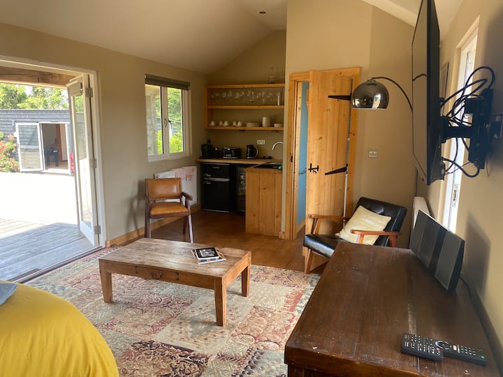 Woodside Lodge Fingringhoe. - Mersea Island