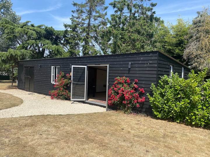 Woodside Cabin - Mersea Island