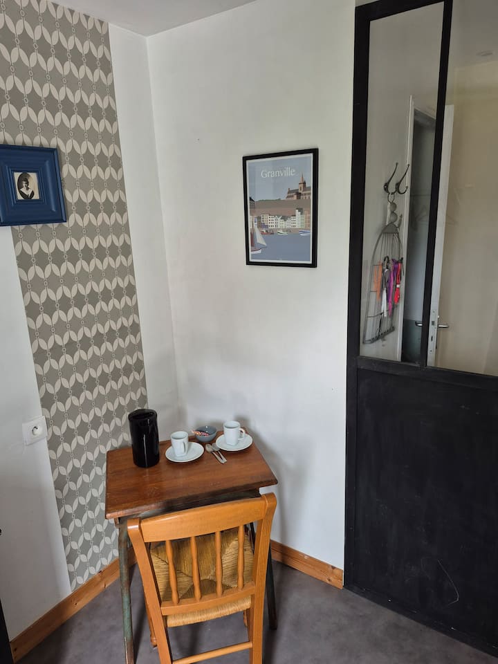 Chambre De Charme Avec Piscine - Granville