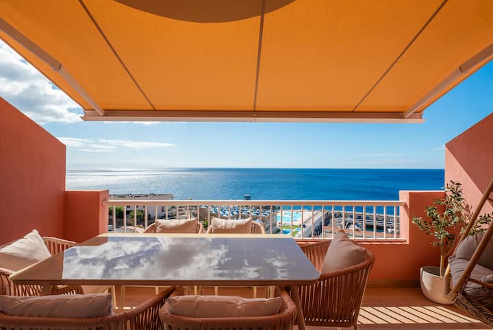 Luxury Beachfront Duplex – Terrace In Radazul - Espagne