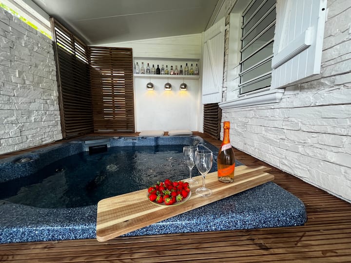 Villa Familiale Vue Mer • Piscine & Jacuzzi - Fort-de-France