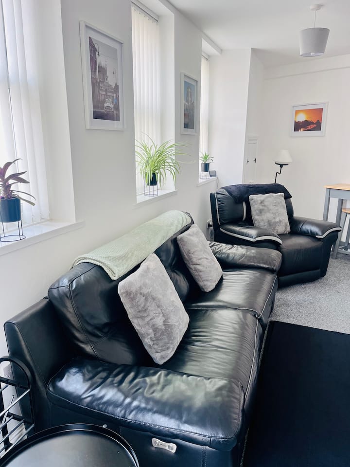 Ruby’s Apartment - 비벌리