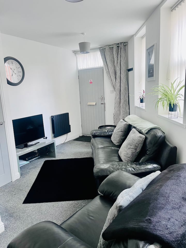 Ruby’s Apartment - Beverley, UK