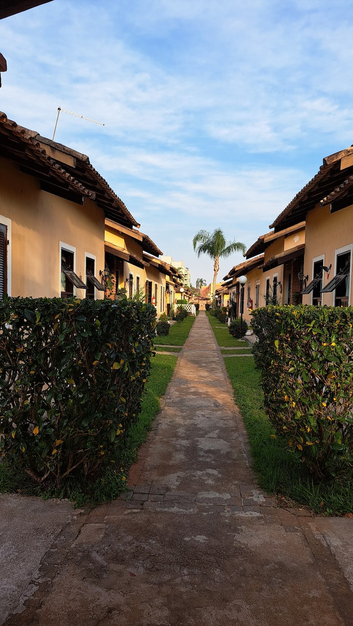 Cond. Vila De Coimbra Bertioga - Bertioga