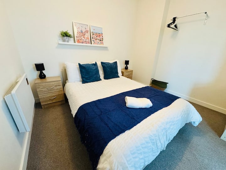 Stylish Doubleroom Apartment At M16 0yh - Manchester