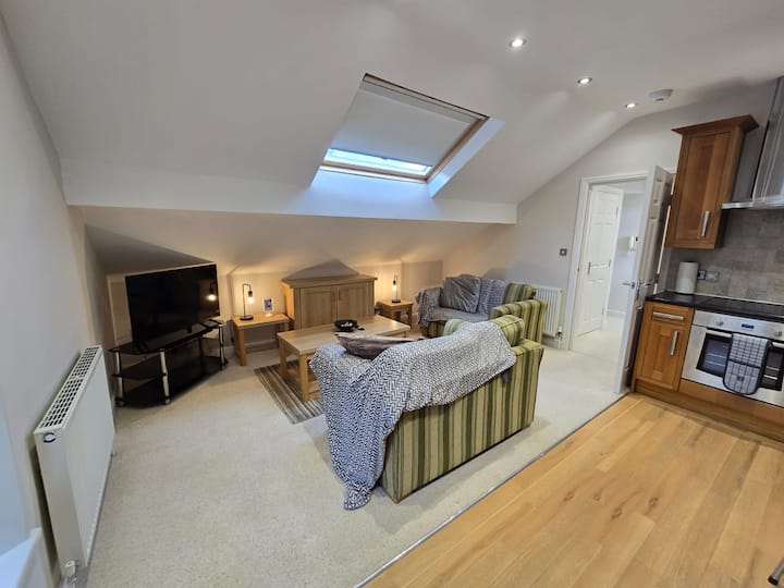 Cosy 2 Bedroom Apartment With Free Parking - Sheffield