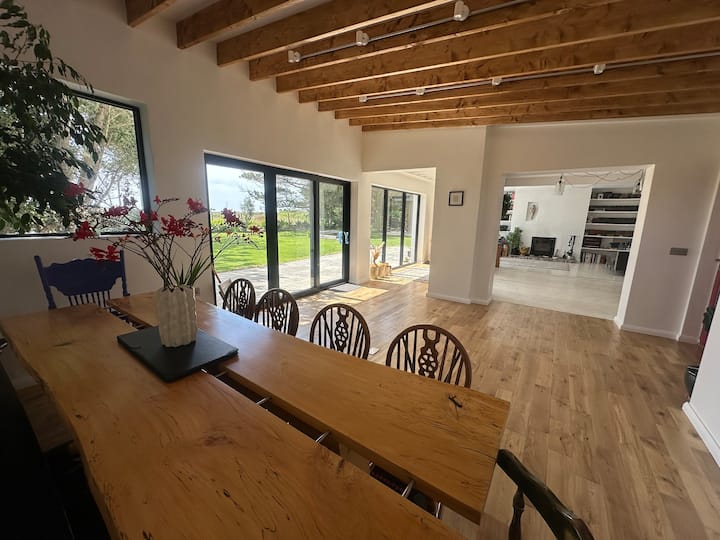 9br Designer House W. Hot Tub - Waterford