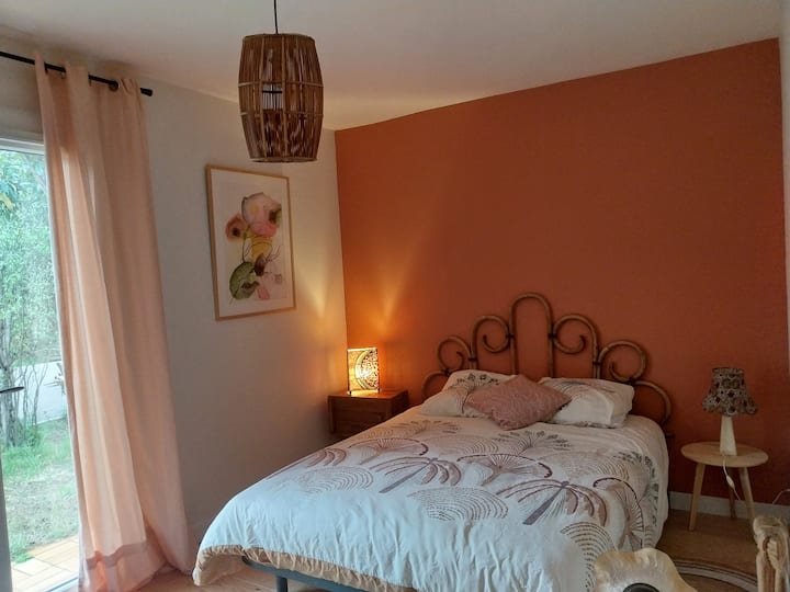 Chambre Calme Et Cosy Chez Une Artiste - Céret