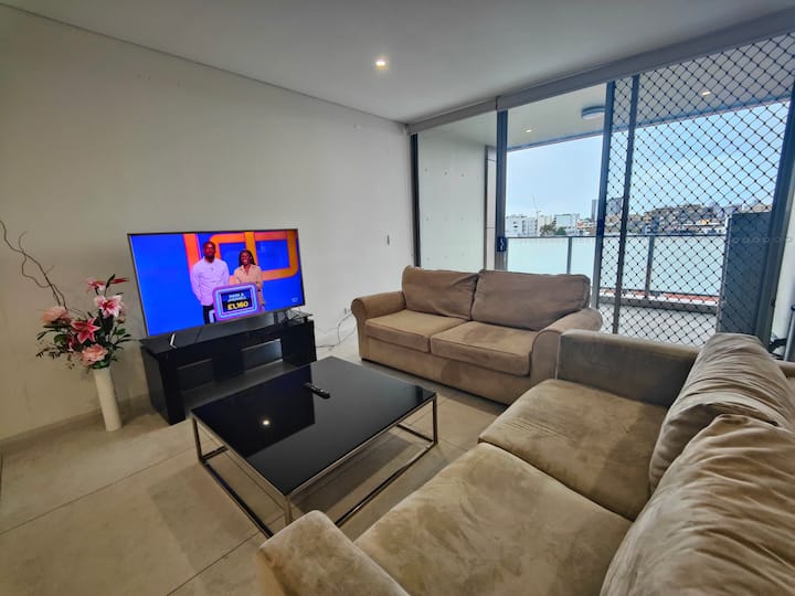3 Bedrooms Modern Apartment Great View Sw76 - Parramatta