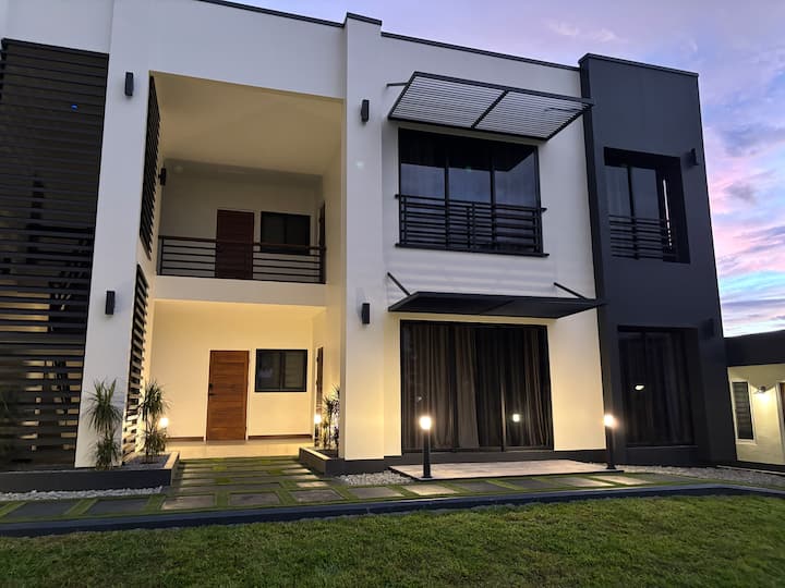 Perfect Stay Deluxe 2-bedroom206 - Paramaribo