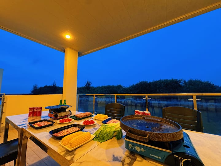 Bbq, Billiard And Karaoke,with Free Pickup At Port - Batam