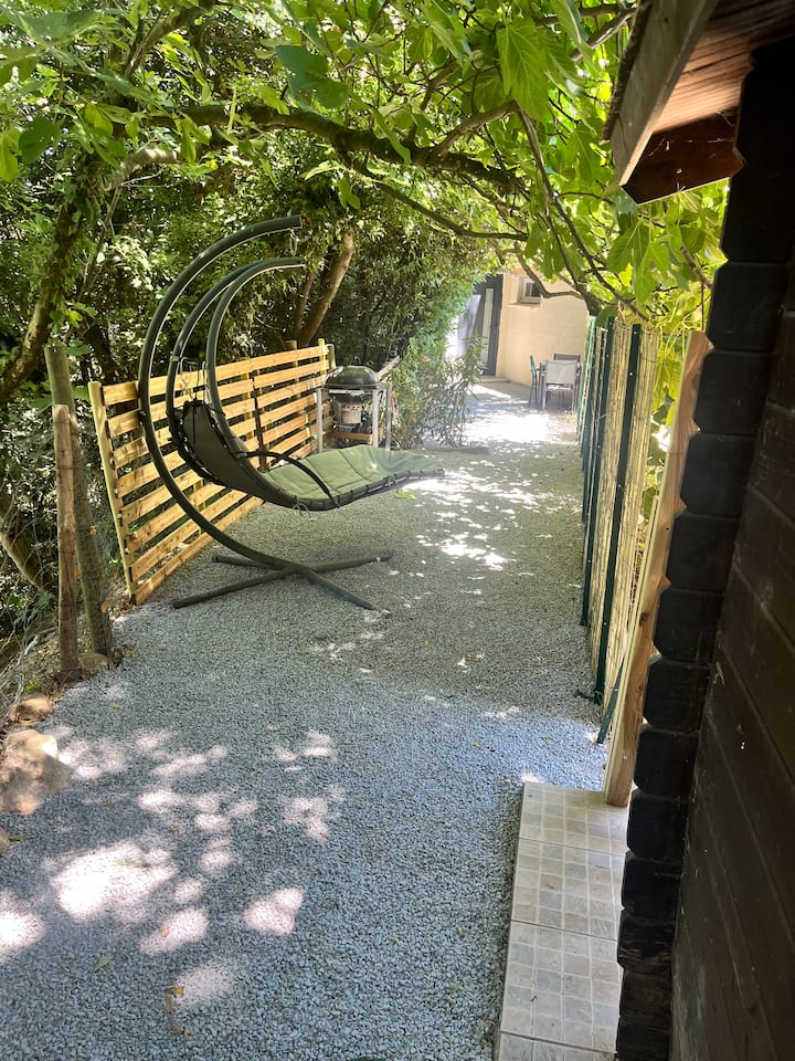 La Salamandre Logement Cosy Avec Jardin - Aiguèze