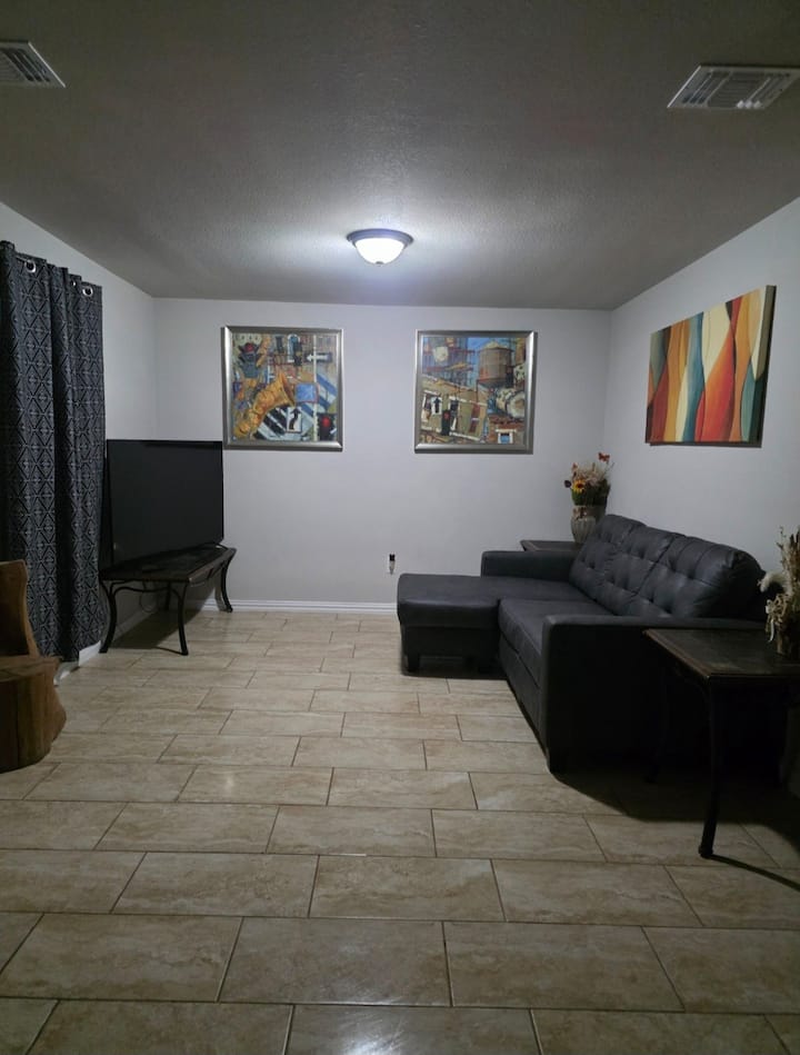 Beautiful Guest House: Perfect Escape Near Cota - Cedar Creek, TX