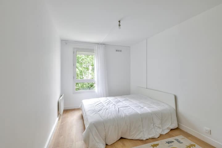 Very Close To Paris-la Défense - Courbevoie