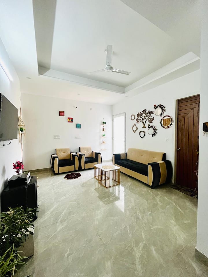 Hillview Home - Dehradun