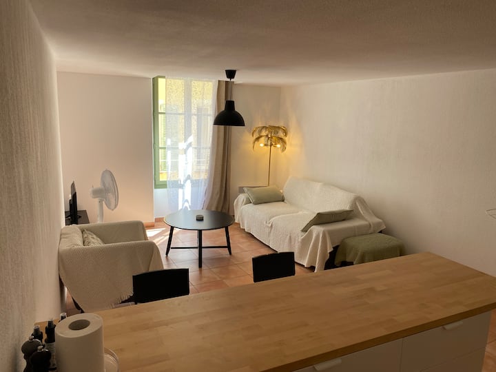 By Elodie T2 Cosy Vieux Hyères – Arts - Hyères
