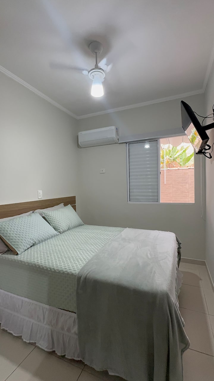 2 Dormitórios C/ Ar-condicionado, Wi-fi E Churras - Ubatuba