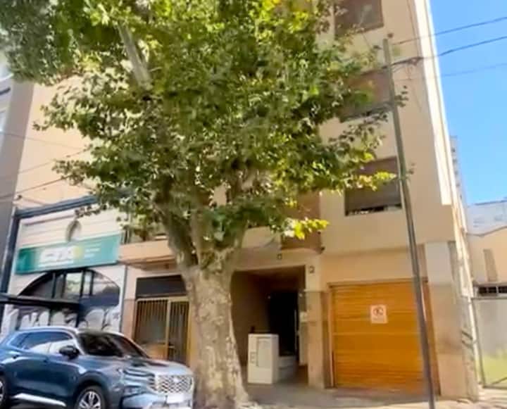 6 Y 57 Dto. Céntrico Y Equipado - La Plata