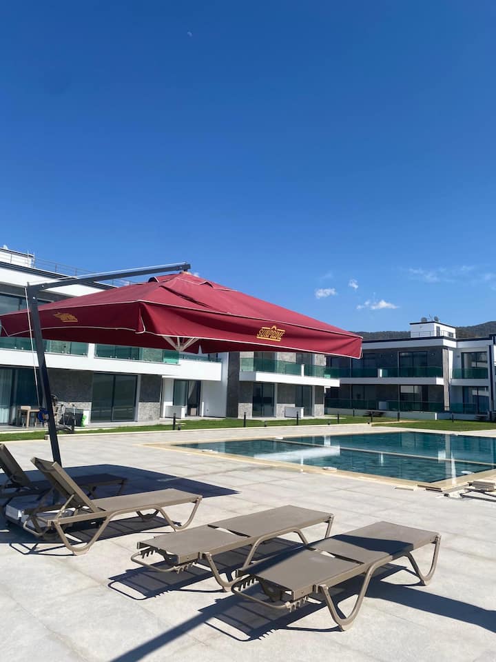 Sunprime | Havuzlu Gün Doğumu Balkonu C/4 - Girne