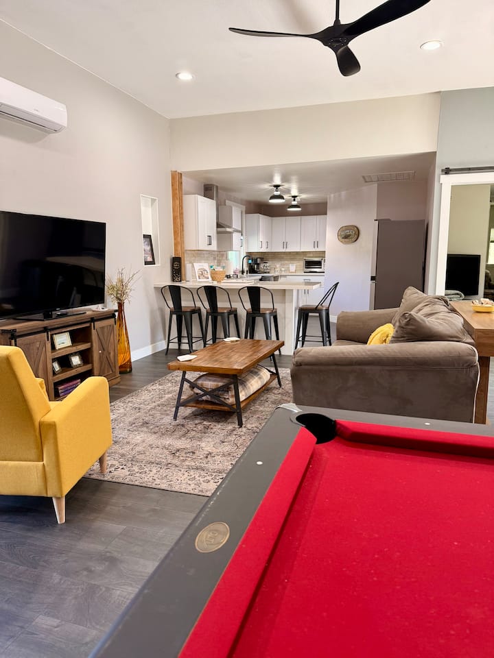 Cherry Valley Modern Garden Cottage - Oak Tree Mountain, Oak Glen