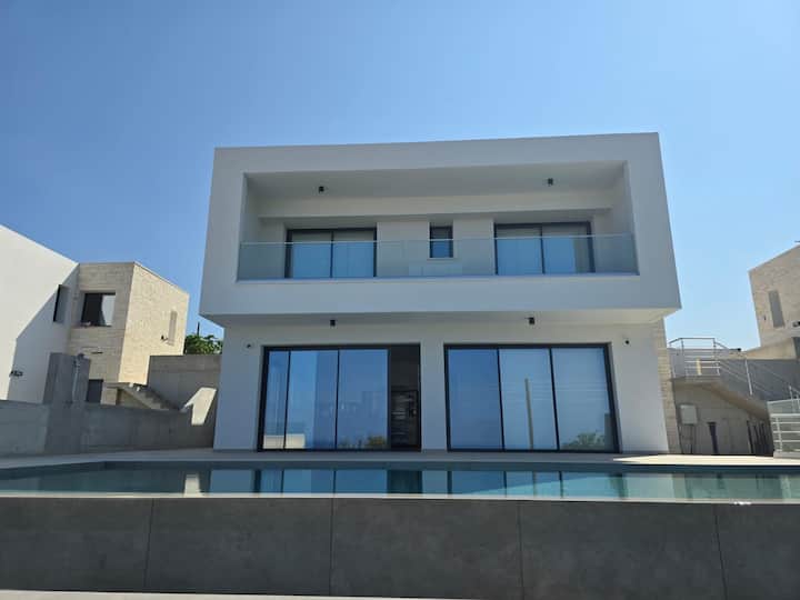 Neues Juwel Auf Zypern - Peyia (Paphos) - Cypern