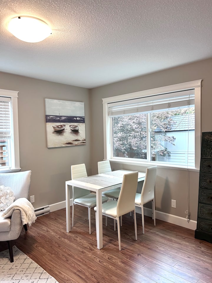2 Bedroom Suite By The Sea Bnb - Nanaimo