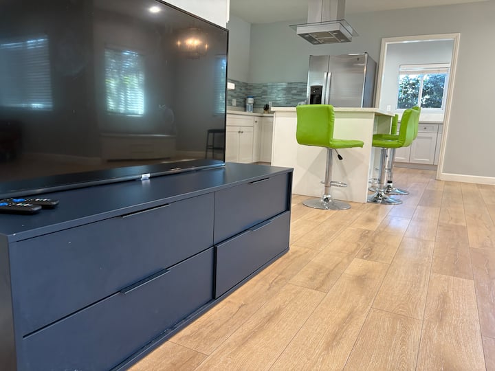 3x3 House N Hollywood 15 Min To Universal Studios - Hollywood, CA