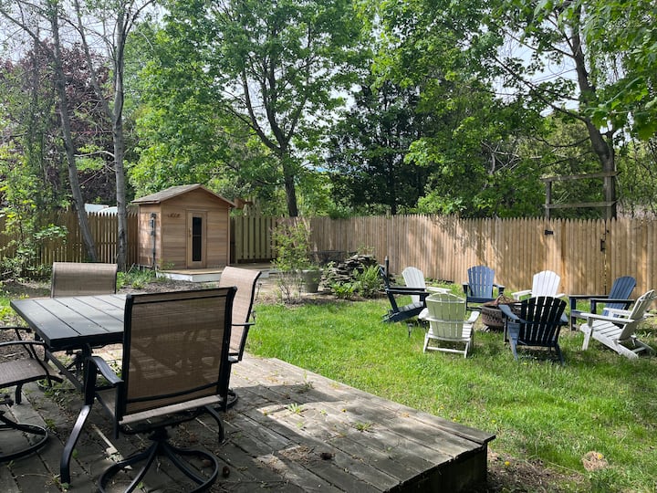 Large Group Getaway Sauna Bucket Shower Spa Yard - South Portland, ME