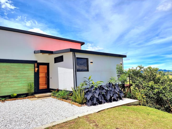 Cabaña Luxury, Con Jacuzzi . Cerca Al Aeropuerto - Marinilla