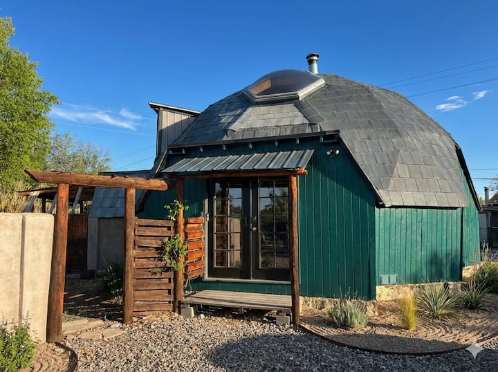 Unique & Stylish 3br Reno Near Santa Fe & Taos - Española, NM