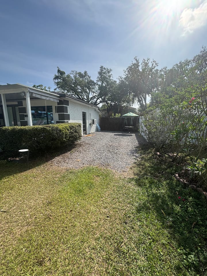 Beacon Bungalow - Lakeland, FL