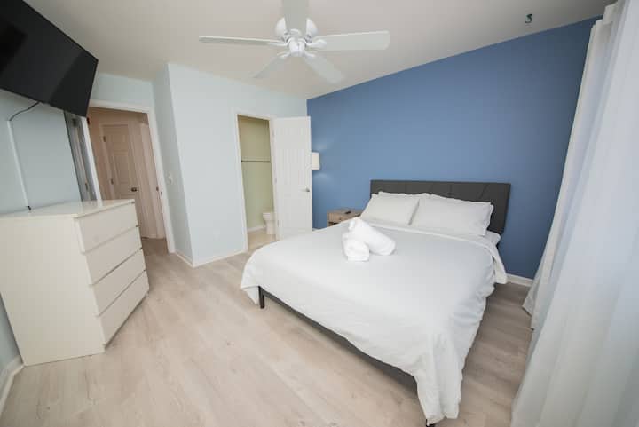 Cozy Townhouse For Beach Getaway - Lewes, DE