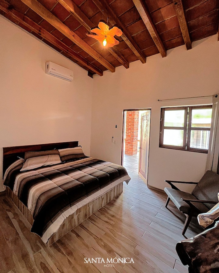 Santa Mónica - 2. Rojo - Puerto Vallarta