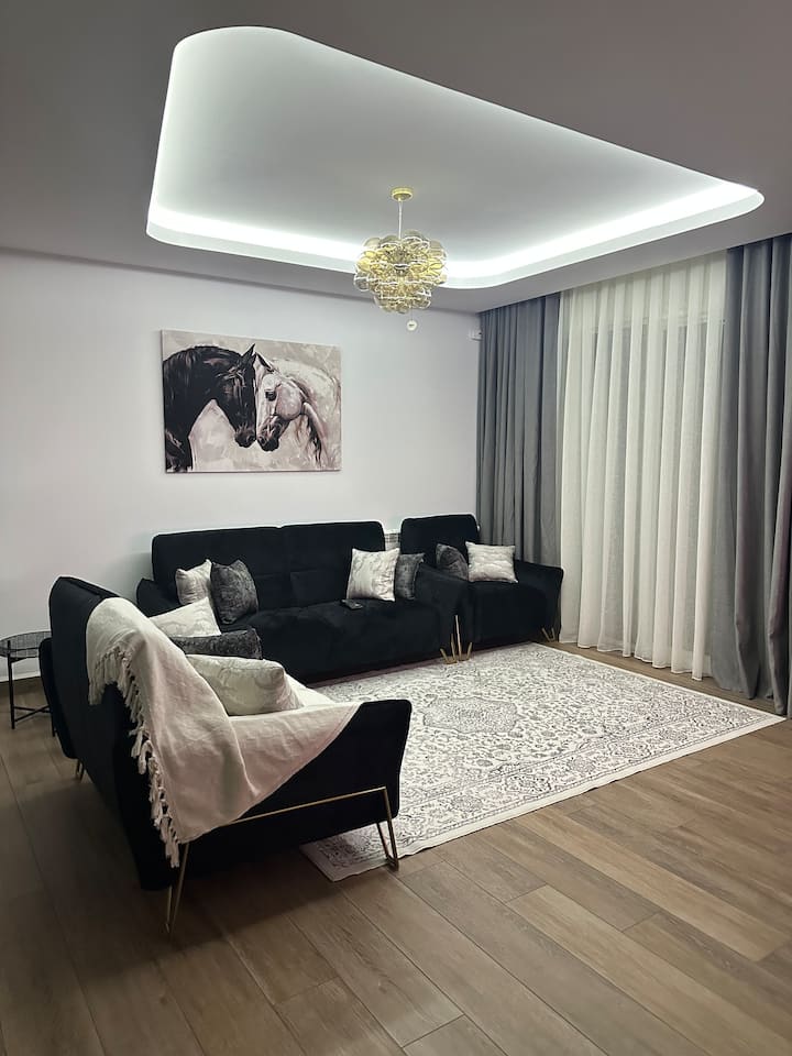 Résidence Rais Hamidouvip
2 Bedroom 2.5 Bath - Algeria