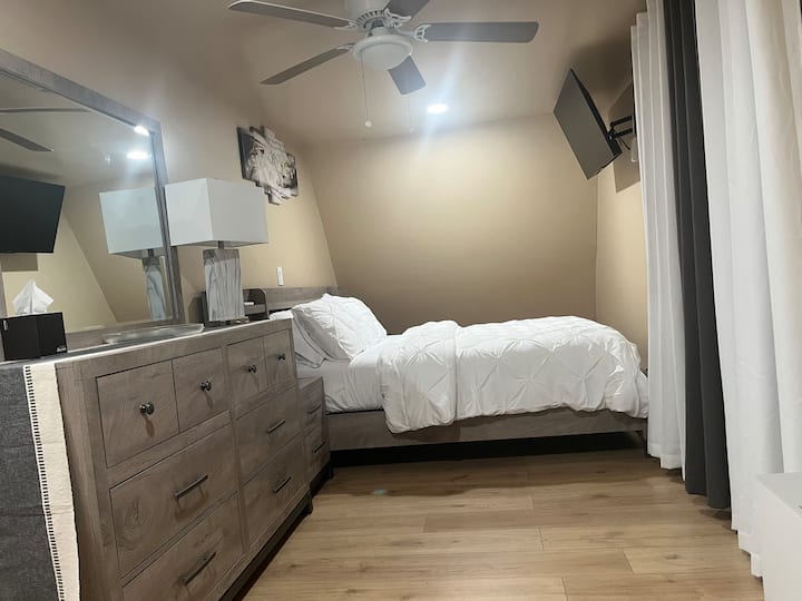Your Comfortable Long Island Getaway Awaits! - Long Island, NY