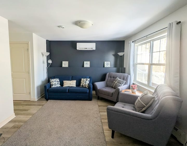 Cherry Tree Apartment - Halifax