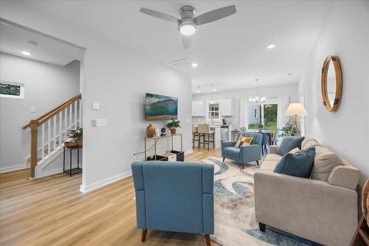 Durham Lux 3br Near Duke & Dt| Patio & Firepit - Durham, NC