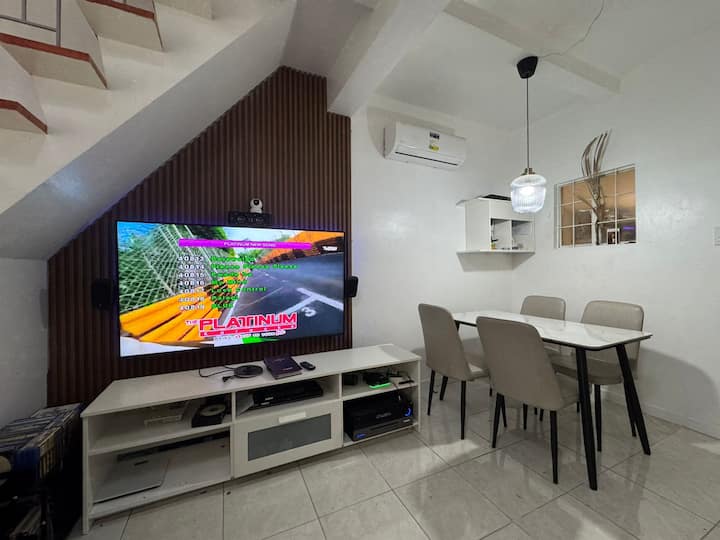 Modern 2-bedroom, 2-storey Home In Pasig City. - Angono