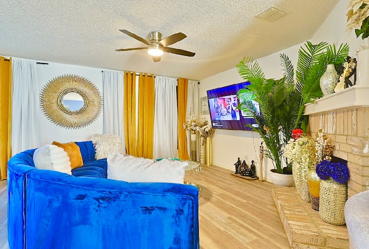Family|group|5 King Beds Near Stockyards|downtown - Fort Worth, TX